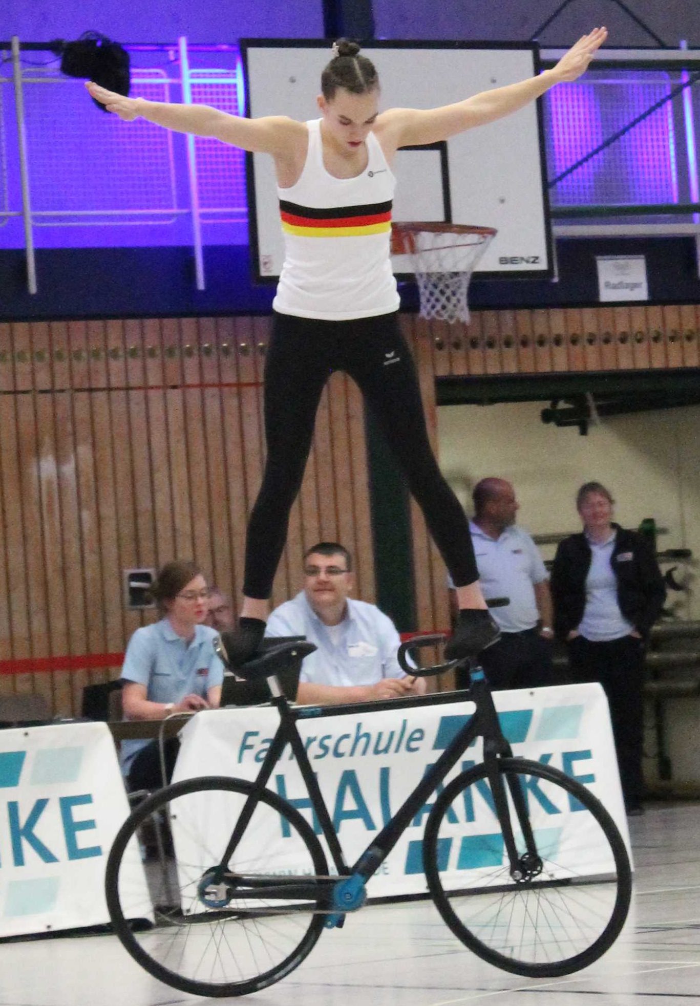 Kunstrad: Deutsches EM-Juniorenteam steht – HallenRadSport